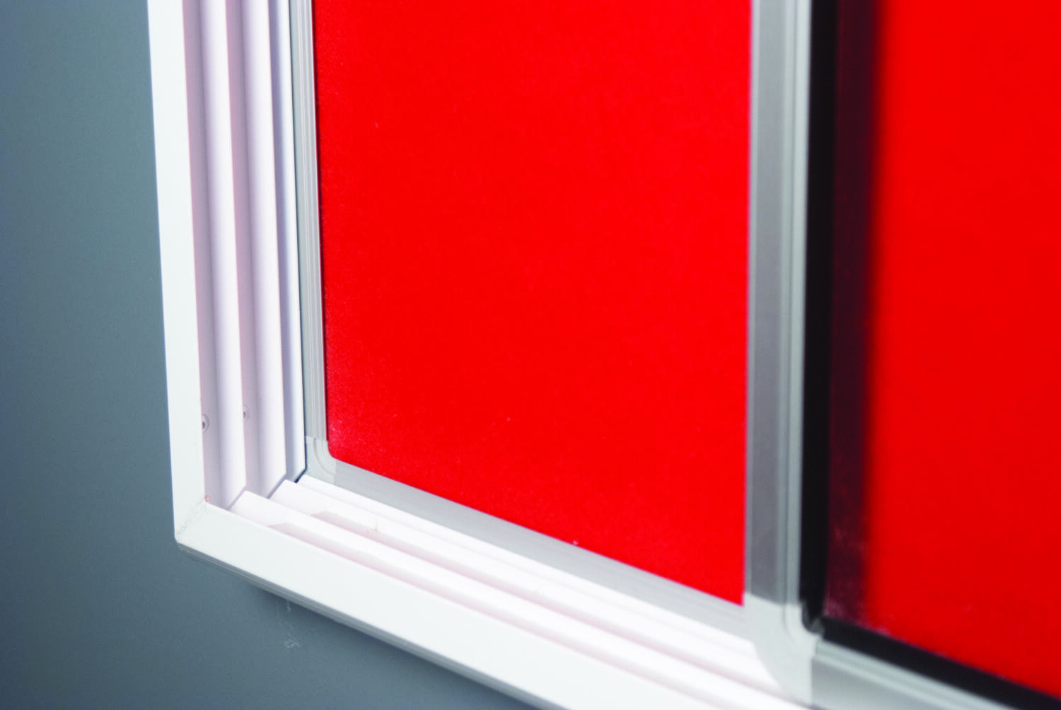 Spaceright Safety Locking Noticeboards - Tamperproof & Fire Rated ...