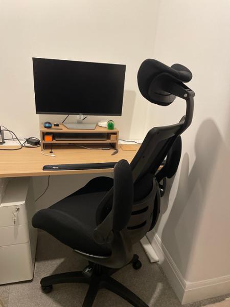 Nautilus Resolute High Back Mesh Chair with Padded Seat and Arms ...