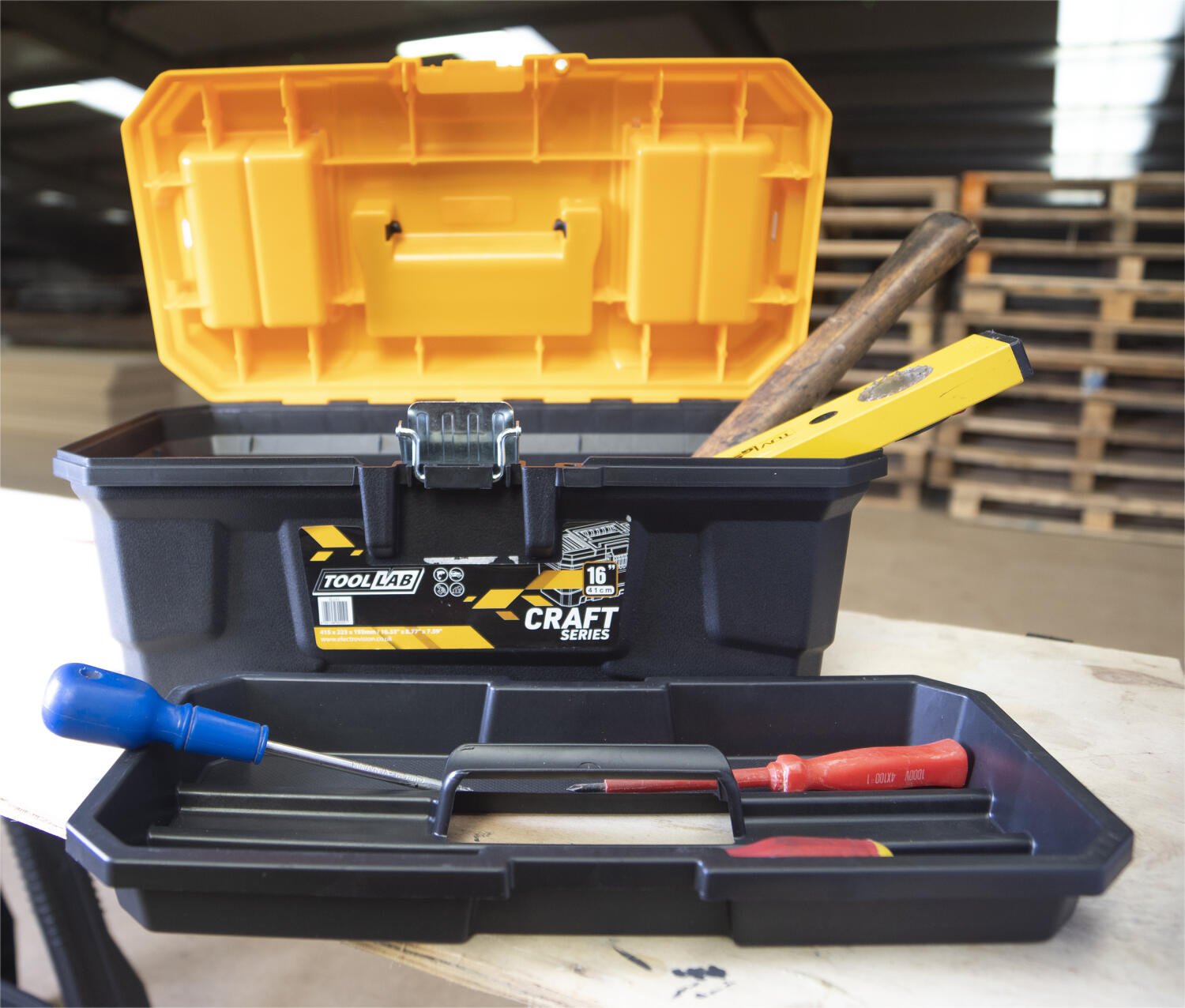 Pro Master 16" Tool Box with Metal Catches for Professionals - Office ...