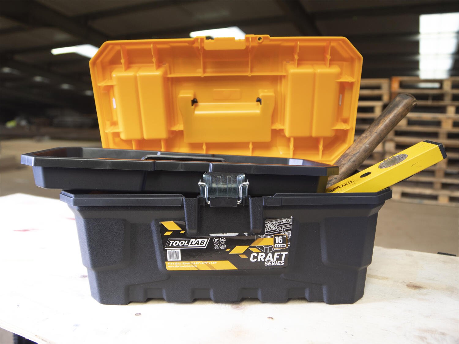 Pro Master 16" Tool Box with Metal Catches for Professionals - Office ...